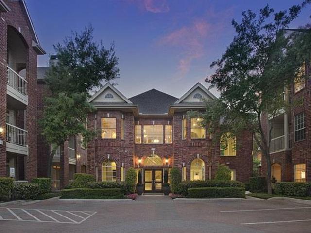 2 BR, 2 BA Apartment 3000 Bissonnet Street Unit 09306, Houston, TX 77005