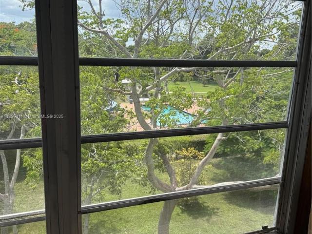 2 BR, 2 BA Apartment 3001 Northwest 48th Avenue, Lauderdale Lakes, FL 33313