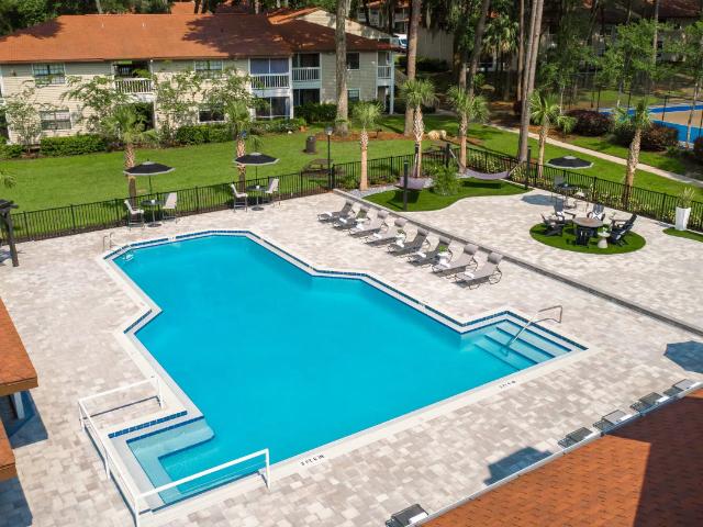 2 BR, 2 BA Apartment 3001 SE Lake Weir Ave Unit 4 403, Ocala, FL 34471