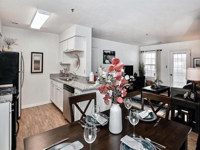2 BR, 2 BA Apartment 300 20th Ave W Unit 3 308, Milan, IL 61264