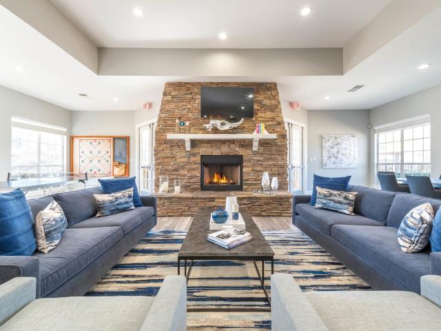 2 BR, 2 BA Apartment 300 Bourland Road Unit 1215, Keller, TX 76248
