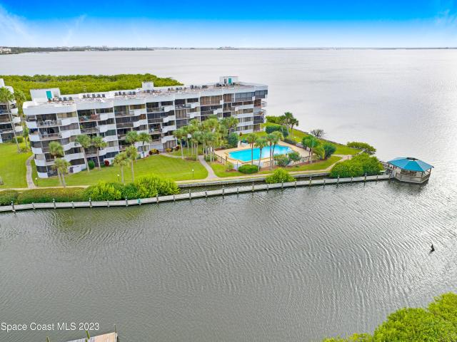 2 BR, 2 BA Apartment 300 Columbia Dr, Cape Canaveral, FL 32920