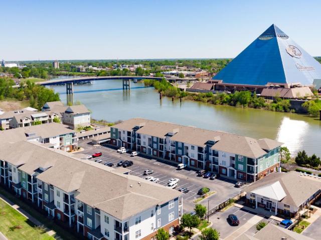 2 BR, 2 BA Apartment 300 Grand Island Drive Unit 03 206, Memphis, TN 38103