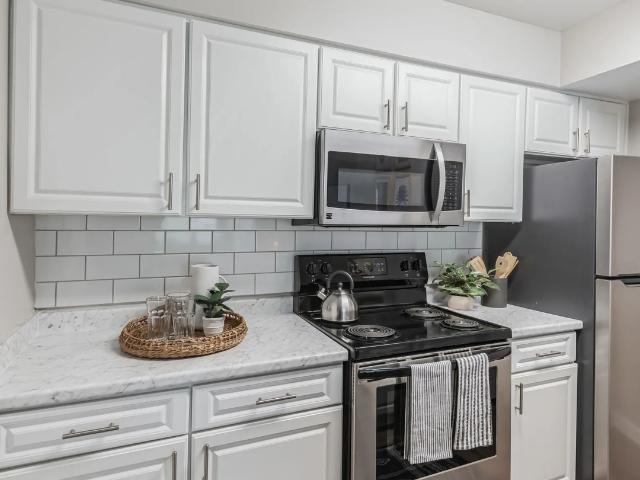 2 BR, 2 BA Apartment 300 Palmetto Park Boulevard Unit 1 109, Lexington, SC 29072