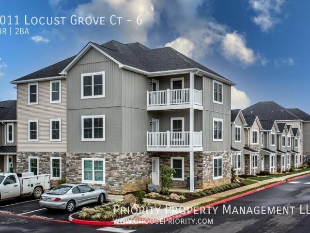 2 BR, 2 BA Apartment 3011 Locust Grove Ct, Rockingham, VA 22801