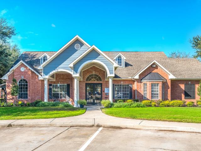 2 BR, 2 BA Apartment 301 North Wesley Drive Unit 511, League City, TX 77573