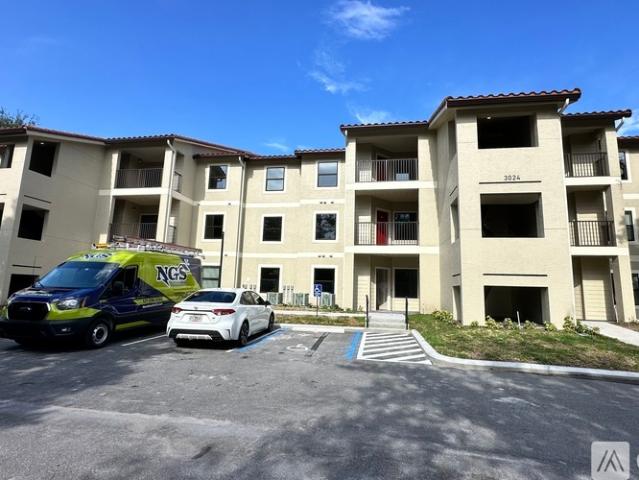 2 BR, 2 BA Apartment 3024 Parkway Boulevard, Unit 105, Kissimmee, FL 34747