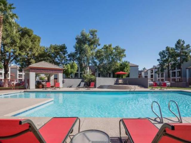 2 BR, 2 BA Apartment 3045 N 67th Ave, Phoenix, AZ 85033