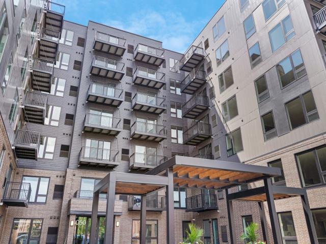 2 BR, 2 BA Apartment 3050 Abbott Avenue Unit 006, Minneapolis, MN 55416