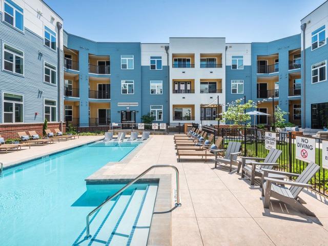 2 BR, 2 BA Apartment 305 Oberlin Road Unit 106, Raleigh, NC 27605