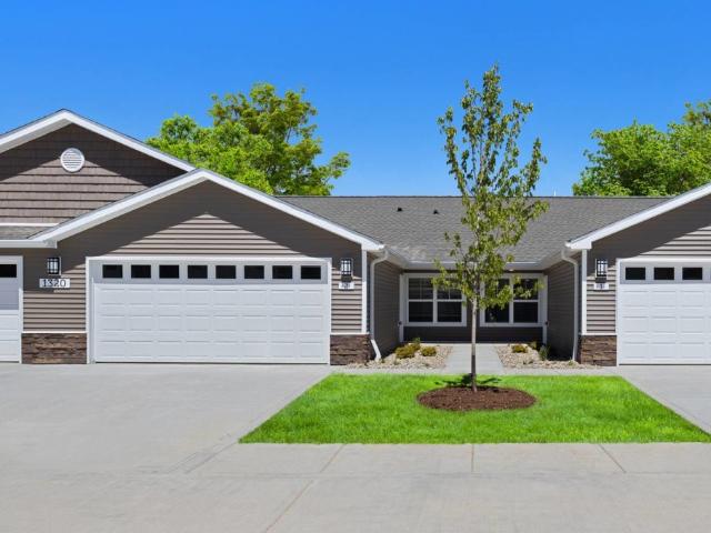 2 BR, 2 BA Apartment 3062 12th Avenue Southeast #106 Unit 3070 105, Hickory, NC 28602