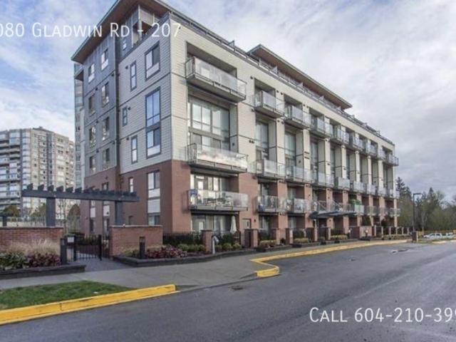 2 BR, 2 BA Apartment 3080 Gladwin Rd, Abbotsford, BC V2T 0G3