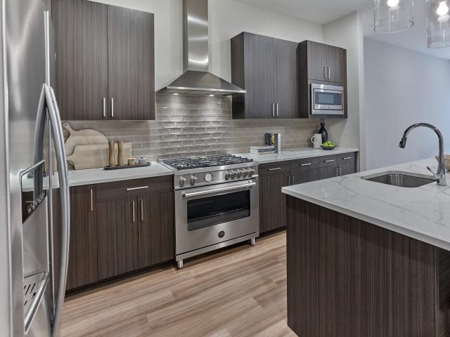 2 BR, 2 BA Apartment 30 Court Street Unit 109, Morristown, NJ 07960