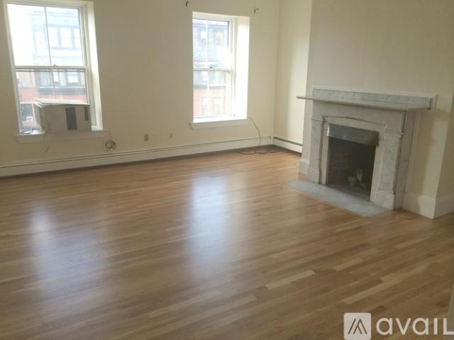 2 BR, 2 BA Apartment 313 Beacon St, Unit PH, Boston, MA 02116