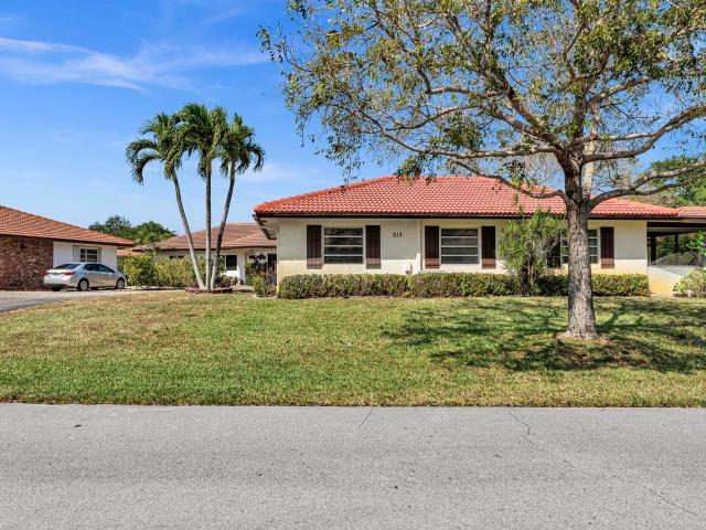 2 BR, 2 BA Apartment 313 Northwest 42nd St, Boca Raton, FL 33431