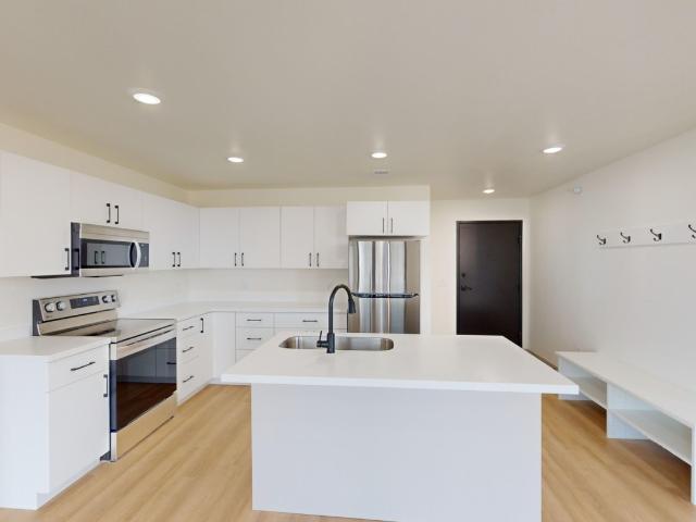 2 BR, 2 BA Apartment 3100 East Autumn Blaze Street Unit 3100 204, Sioux Falls, SD 57108