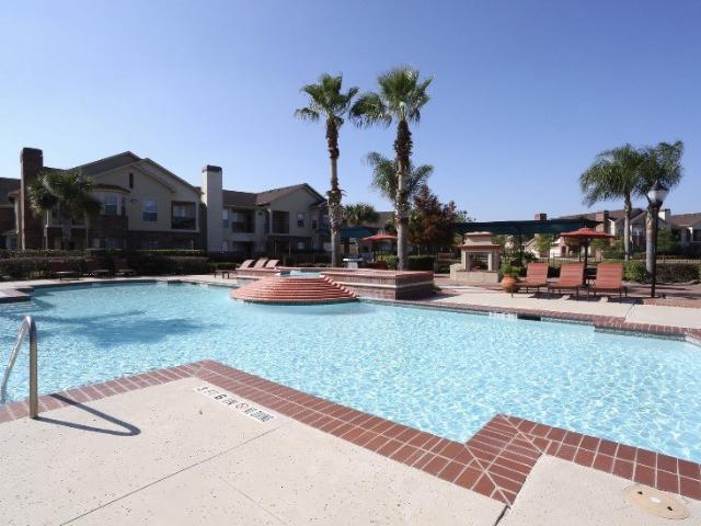 2 BR, 2 BA Apartment 3102 West Bay Area Boulevard Unit 18 1807, Friendswood, TX 77546
