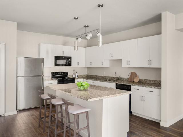 2 BR, 2 BA Apartment 31113 North North Valley Pkwy Unit 8 2052, Phoenix, AZ 85085