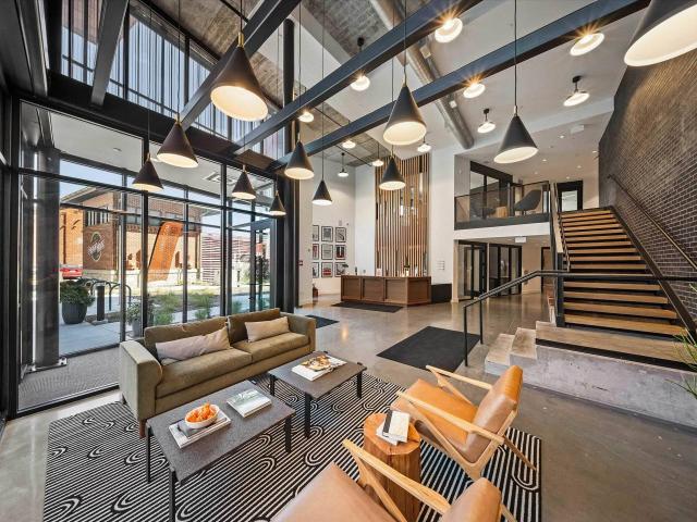 2 BR, 2 BA Apartment 311 West 22nd Street Unit 315, Kansas City, MO 64108