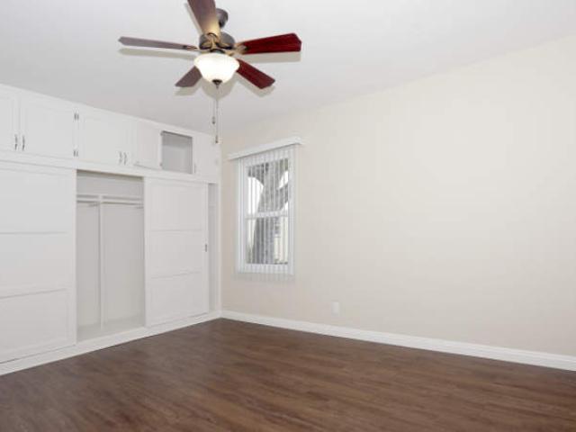 2 BR, 2 BA Apartment 3120 Hollypark Dr UNIT 2, Inglewood, CA 90305