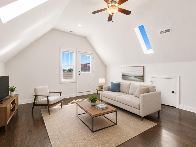 2 BR, 2 BA Apartment 3125 North California, Chicago, NY 60618