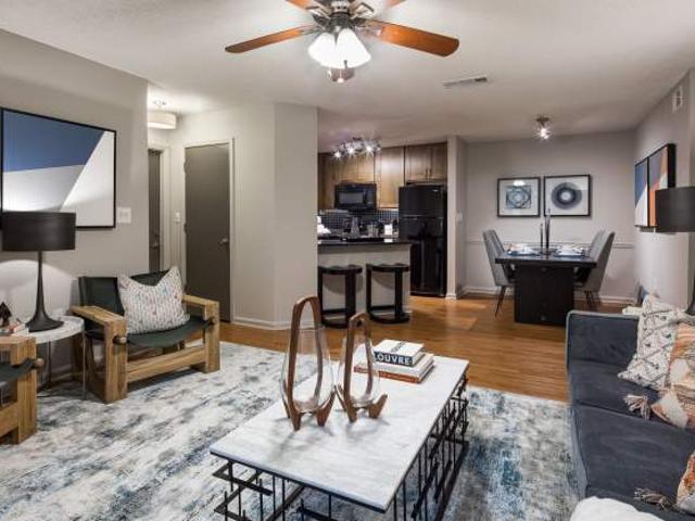 2 BR, 2 BA Apartment 3131 N Druid Hills Rd, Decatur, GA 30033