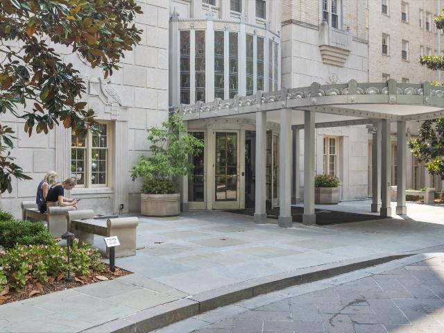 2 BR, 2 BA Apartment 3133 Connecticut Avenue Unit 2512, Washington, DC 20008