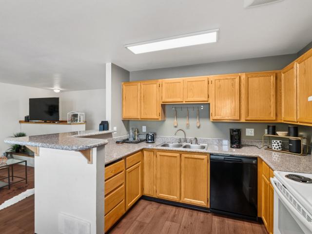 2 BR, 2 BA Apartment 317 30th Street Unit 314C, Springfield, OR 97478