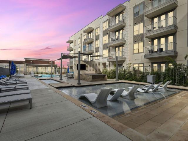 2 BR, 2 BA Apartment 3145 Lynn Creek / Mildred Walker Parkway Unit 1148, Grand Prairie, TX 75052