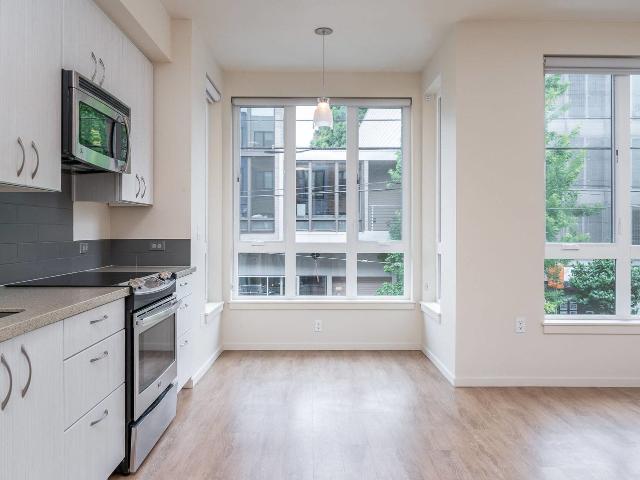 2 BR, 2 BA Apartment 3150 SE Division St Unit B 319, Portland, OR 97202