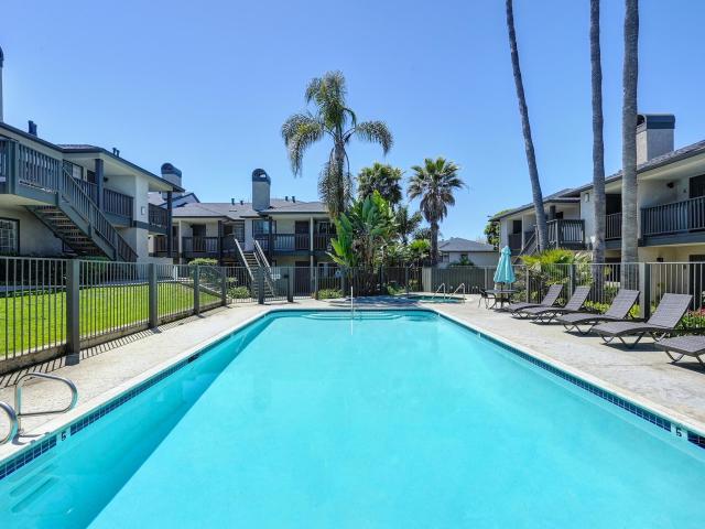 2 BR, 2 BA Apartment 315 Walnut Avenue Unit 395 E, Carlsbad, CA 92008