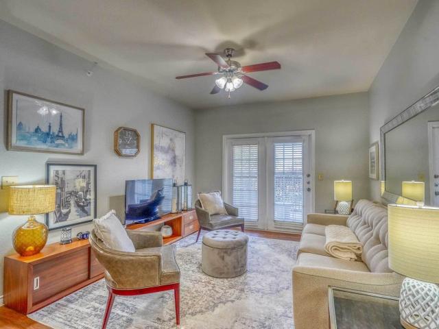 2 BR, 2 BA Apartment 3200 Bromley Pl Unit E204, Midland, TX 79705