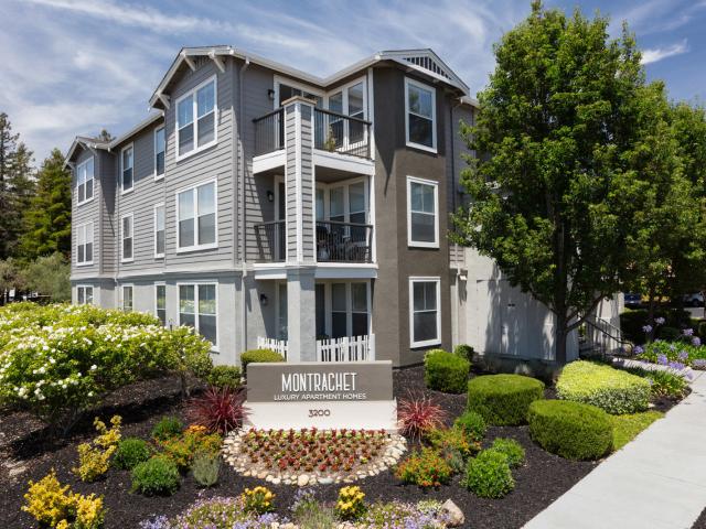 2 BR, 2 BA Apartment 3200 Soscol Avenue Unit 119, Napa, CA 94558