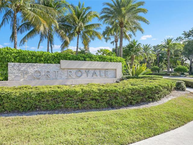 2 BR, 2 BA Apartment 3200 Port Royale Drive North, Fort Lauderdale, FL 33308