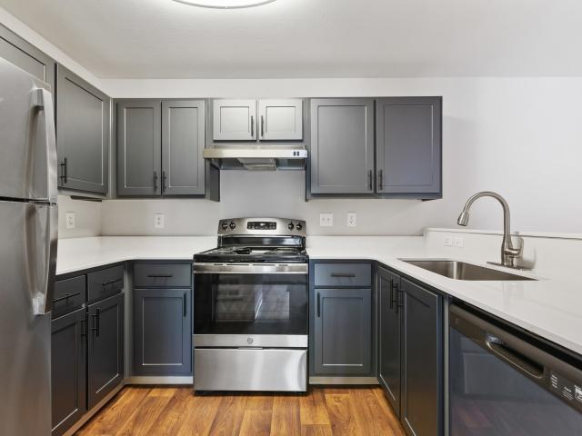 2 BR, 2 BA Apartment 3210 Southwest 185th Avenue Unit 29, Beaverton, OR 97003