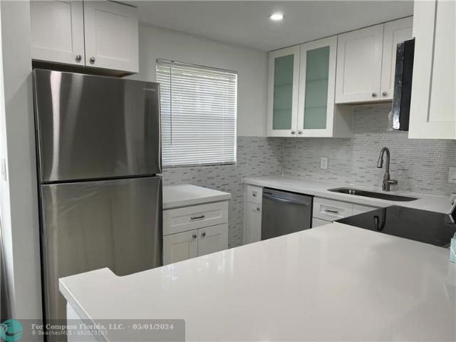 2 BR, 2 BA Apartment 321 Newport V, Deerfield Beach, FL 33442