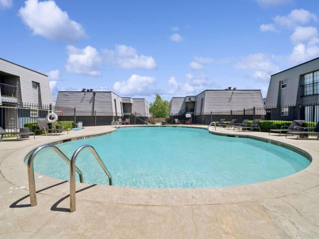 2 BR, 2 BA Apartment 3235 North West 50th Street Unit 138, Oklahoma City, OK 73112
