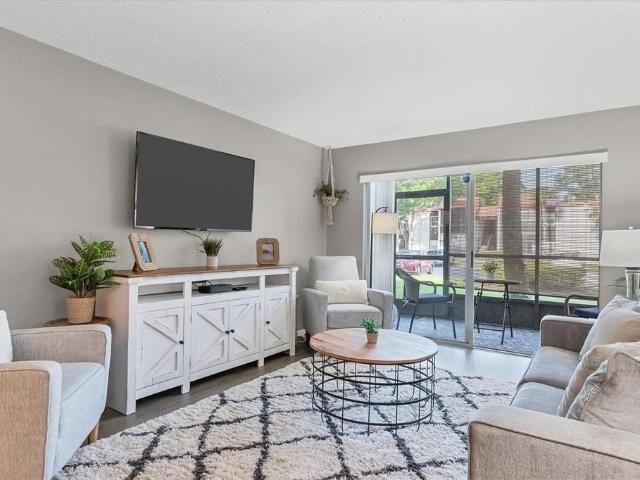 2 BR, 2 BA Apartment 3239 South Beneva Road, Sarasota, FL 34232