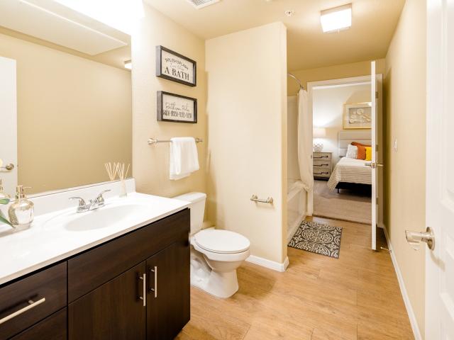 2 BR, 2 BA Apartment 3250 South Arizona Avenue Unit 2130, Chandler, AZ 85248