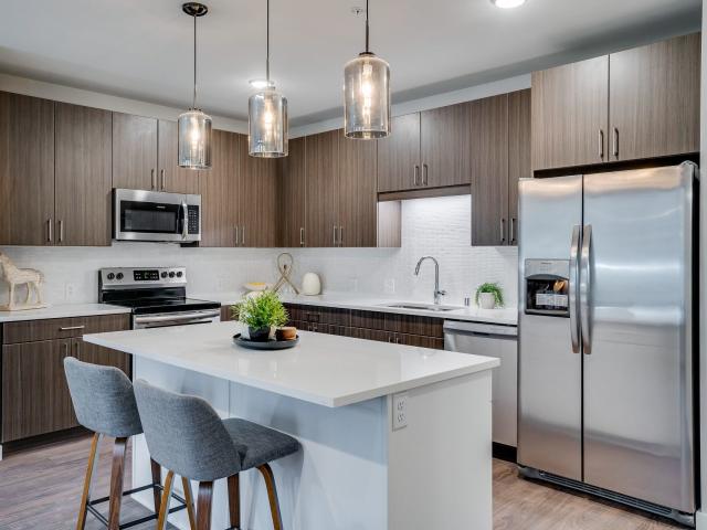 2 BR, 2 BA Apartment 325 Cedar Street Unit 802, Saint Paul, MN 55101