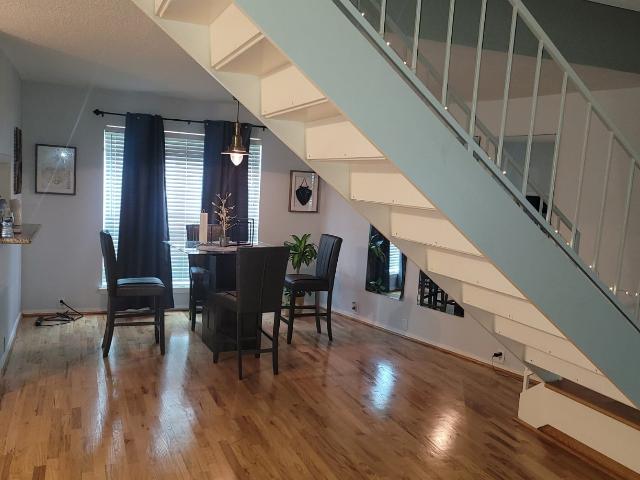 2 BR, 2 BA Apartment 3303 West Greenridge Drive, Houston, TX 77057