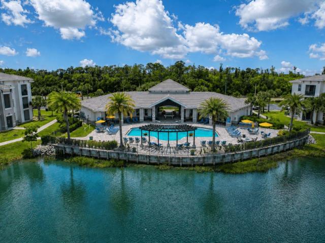 2 BR, 2 BA Apartment 3305 Grant Cove Cir Unit 4 304, Cape Coral, FL 33909