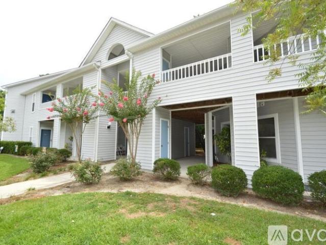 2 BR, 2 BA Apartment 3306 Mulberry Ln, Unit A, Greenville, NC 27858