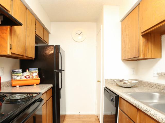 2 BR, 2 BA Apartment 3306 Parker Ln, Austin, TX 78741
