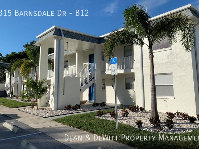 2 BR, 2 BA Apartment 3315 Barnsdale Dr, Largo, FL 33771