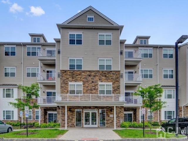 2 BR, 2 BA Apartment 331 Pond Ln, PISCATAWAY, NJ 8854