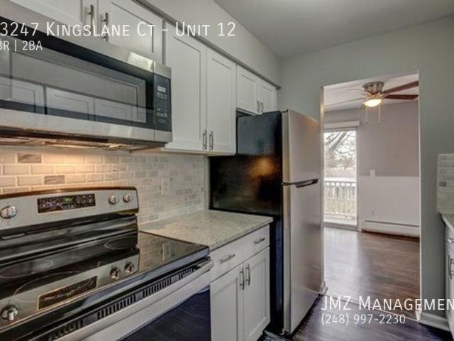 2 BR, 2 BA Apartment 33247 Kingslane Ct, Farmington, MI 48336
