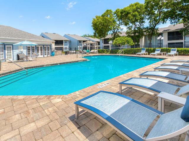 2 BR, 2 BA Apartment 3333 Monument Road Unit 307, Jacksonville, FL 32225