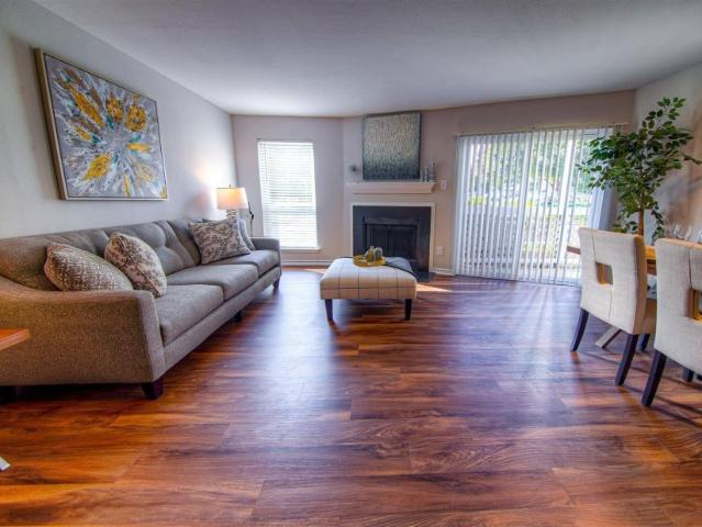 2 BR, 2 BA Apartment 3340 Hampton Point Drive Unit D, Silver Spring, MD 20904