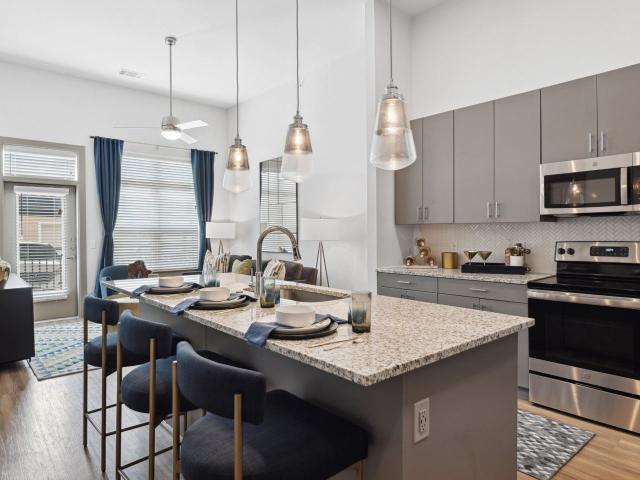 2 BR, 2 BA Apartment 3345 University Drive East Unit 1231, Bryan, TX 77802